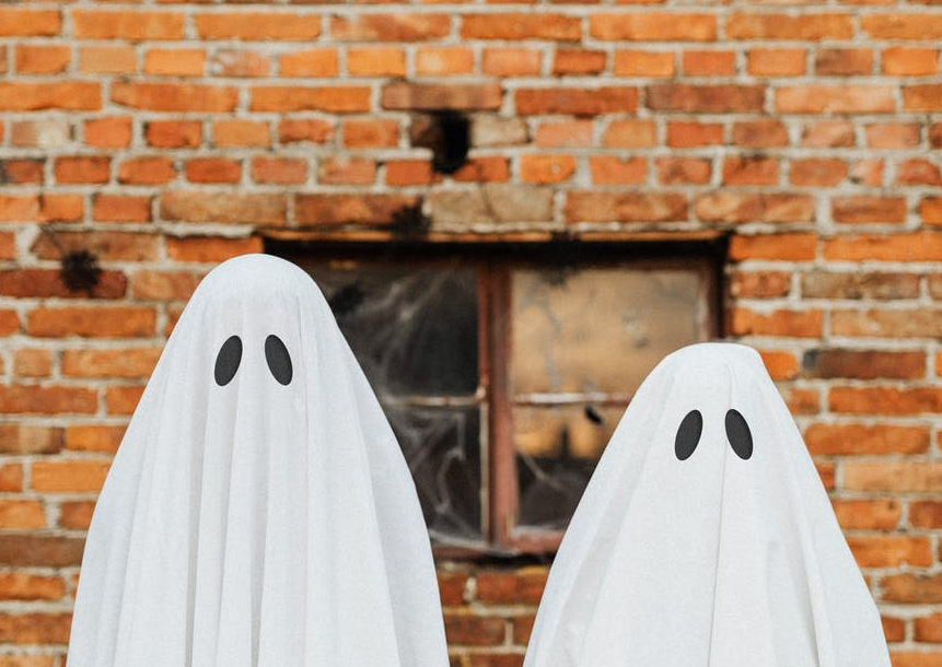 Sacred Tension: Carrie Poppy on Pseudoscience, Conspiracy Theories, and ...